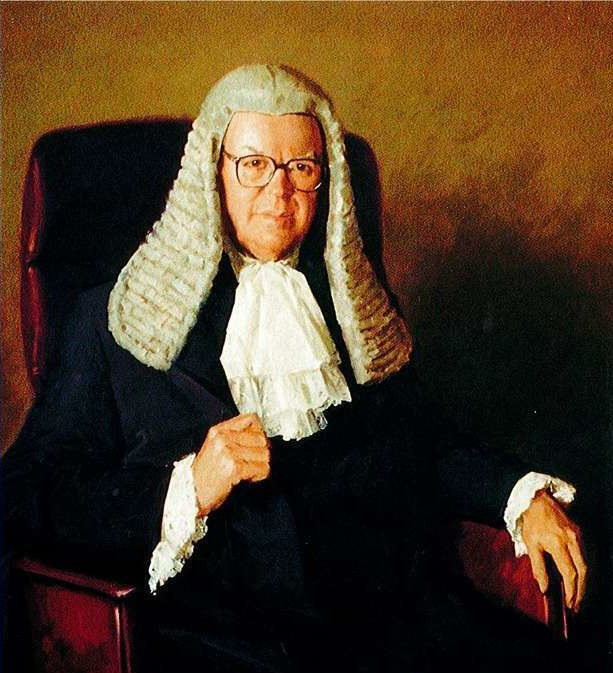 Sir Harry Gibbs: Without Fear or Favour – Bookshelves & Bourbon